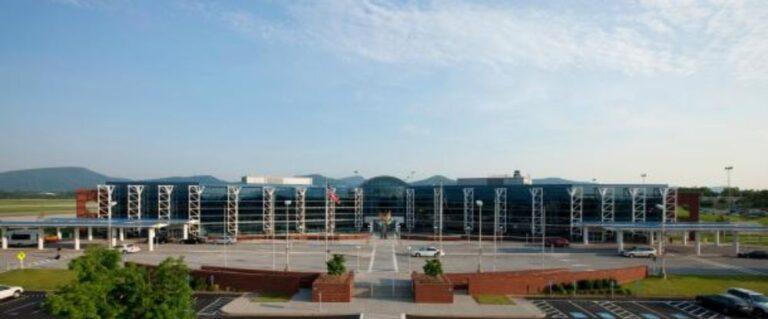 United Airlines ROA Terminal – Roanoke-Blacksburg Regional Airport ...